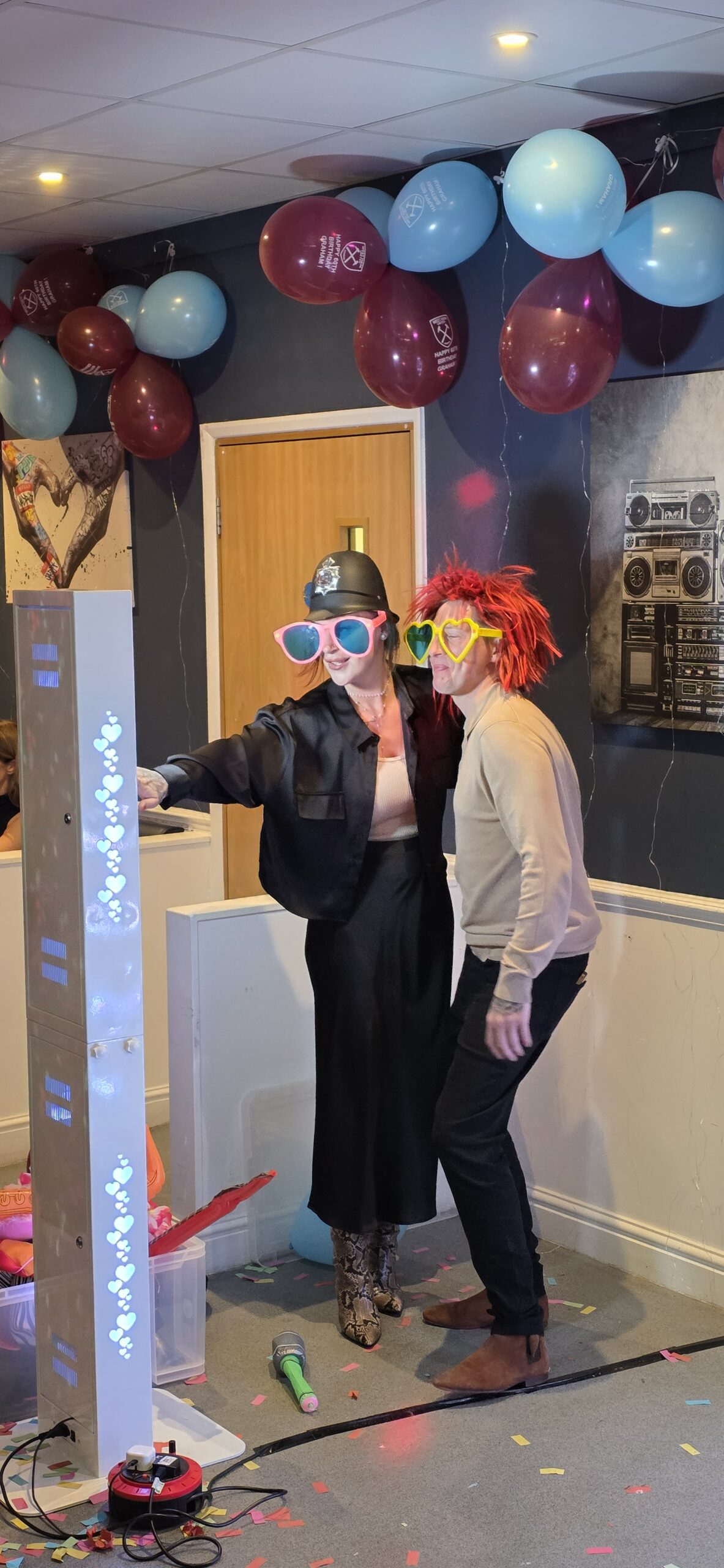 Selfie Pod - Digital Photobooth - JP Discos Watford
